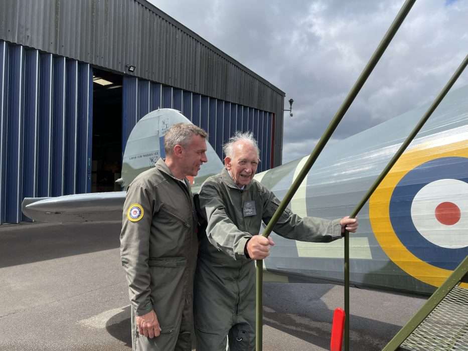 WWII RAF veteran reunited with Battle of Britain aircraft - News